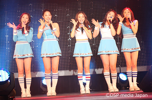 KARAの末っ子グループPURETTY（プュリティー）がクリスマス・スペシャル・ライヴで歌声披露！ | K-POP、韓国エンタメニュース、取材 ...