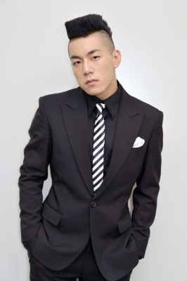 「個別インタビュー」CROSS GENEが明かす初主演映画「ZEDD」の撮影秘話！ 「実銃を使ったガンアクションは緊張の連続」 | K-POP ...