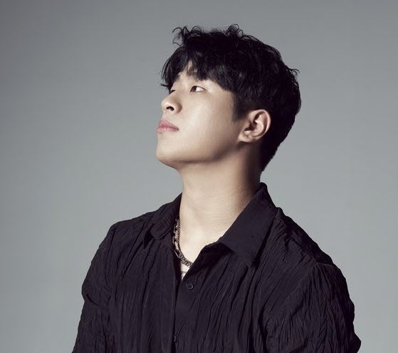 【公式】ラッパーOVAN、現所属事務所ロマンチックファクトリーと再契約を締結「最善のサポート」 | K-POP、韓国エンタメニュース、取材 ...