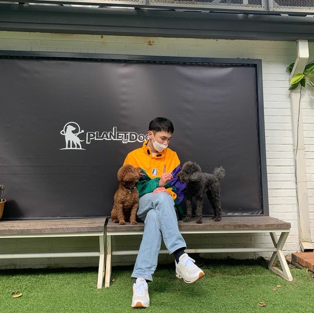 「SHINee」Key（キー）、愛犬と共に過ごす日常を公開!! | K-POP、韓国エンタメニュース、取材レポートならコレポ！