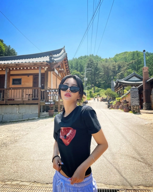 G)I-DLE」ソヨン、“体重44kg”細すぎる腰ラインをチラ見せ | K-POP、韓国エンタメニュース、取材レポートならコレポ！