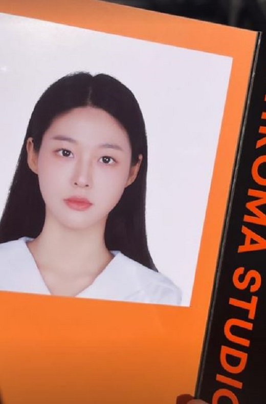 ソリョン（AOA）、セルフメイクで撮影の「証明写真」を公開 | K-POP、韓国エンタメニュース、取材レポートならコレポ！