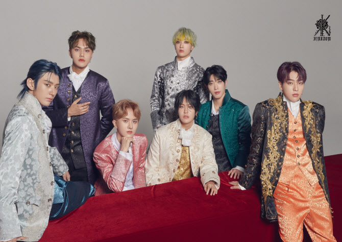 「KINGDOM」、Mカウントダウンで新曲「白夜」のパフォーマンス初公開 | K-POP、韓国エンタメニュース、取材レポートならコレポ！