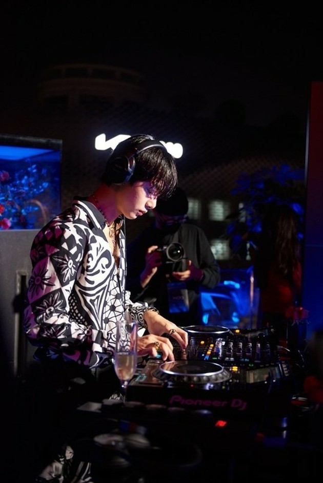 「MONSTA X」ヒョンウォン、能力スペクトル無限大…サブキャラ“DJ H.ONE”に変身 | K-POP、韓国エンタメニュース、取材レポートならコレポ！