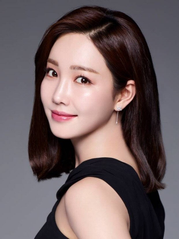 女優イ・ユリ、KBS新バラエティー「歩いて熱狂の中へ」MCに抜てき | K-POP、韓国エンタメニュース、取材レポートならコレポ！