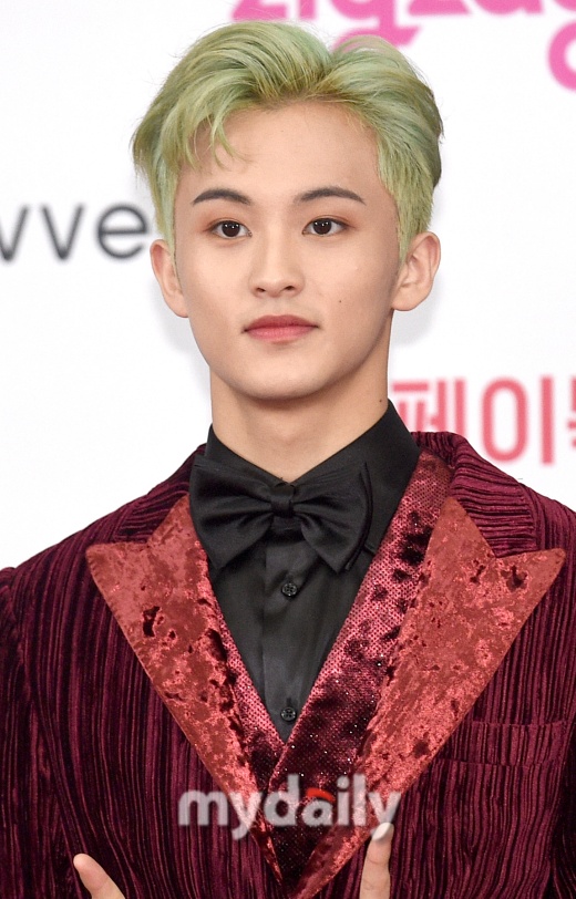 【公式】マーク（NCT）、アリン（OH MY GIRL）との熱愛説を否定 「事実無根」 | K-POP、韓国エンタメニュース、取材レポートならコレポ！