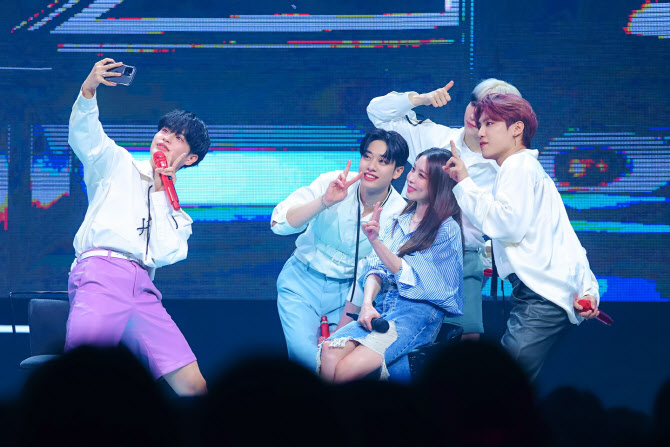 BoA＆「AB6IX」、「K-909」で6年ぶりの再会…来る3日に公開 | K-POP、韓国エンタメニュース、取材レポートならコレポ！