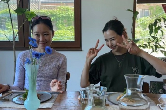 女優コン・ヒョジン、軍入隊中の夫への寂しさを忘れさせる“親友たち”とのデート…女優イ・ハニ＆パク・ソダム＆チョン・ホヨン | K-POP、韓国 ...