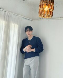 「2PM」ジュノ、「SPUR」のグラビアビハインドを公開…素敵すぎるBカット | K-POP、韓国エンタメニュース、取材レポートならコレポ！