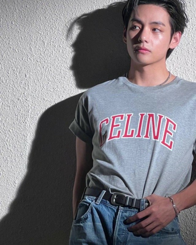 「BTS」V、「Layover」が109カ国のiTunesトップアルバムチャートで1位（動画あり） | K-POP、韓国エンタメニュース、取材レポートならコレポ！