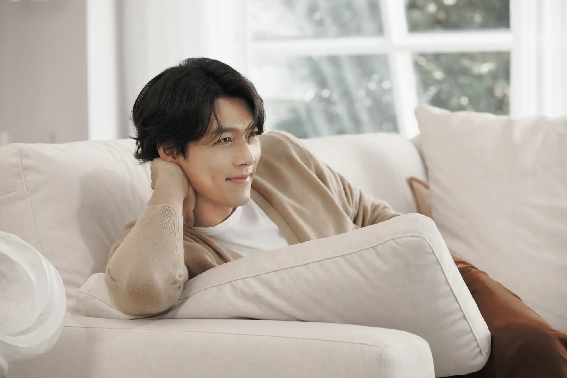 ソファブランド「JAKOMO(ジャコモ)」人気俳優ヒョンビン氏起用の広告、日本で展開開始！ | K-POP、韓国エンタメニュース、取材レポートならコレポ！