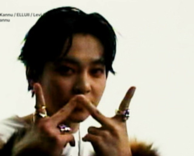 XIUMIN（EXO）、2ndミニアルバム「Interview X」ハイライト映像を公開 | K-POP、韓国エンタメニュース、取材レポートならコレポ！